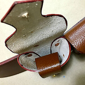 RIGHT SHOULDER UK 1903 Pattern Leather Cavalry Bandolier - 5 Pocket ...